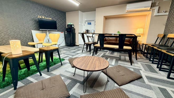 Let's Party🎉🎉🎉横浜駅徒歩5分🚶1階広々、リフォームしたてで綺麗なキッチンありパーティールームオープン‼️の写真2