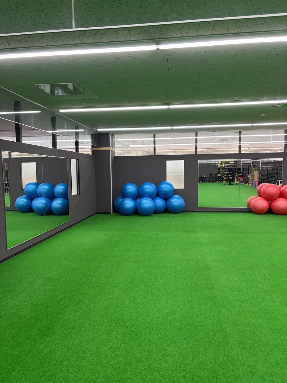 590㎡と県内最大級の広さ！ヨガ、ダンス、サークル、フィットネスジムまで対応のマルチスペース（ウェルベース山形）の写真25