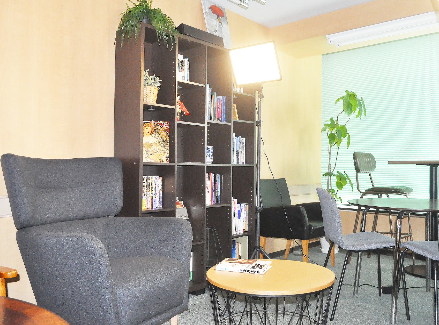 大塚駅北口徒歩3分　1人〜12人向け ラウンジ会議室B🪑の写真2