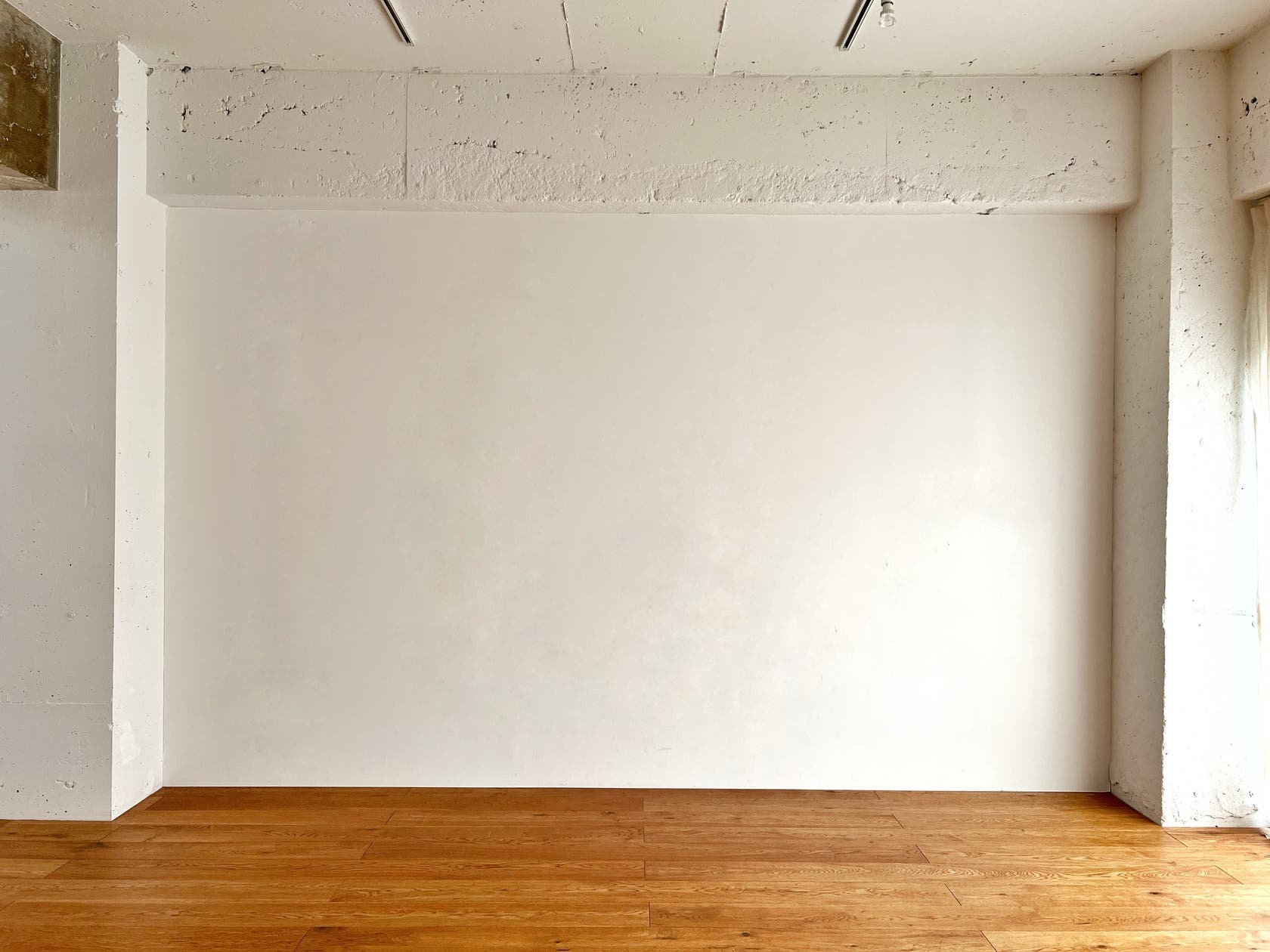  【✨12月限定20%OFFキャンペーン✨】無垢チーク床×ヴィンテージ家具の、撮影や多目的利用に最適なスペース。の写真4