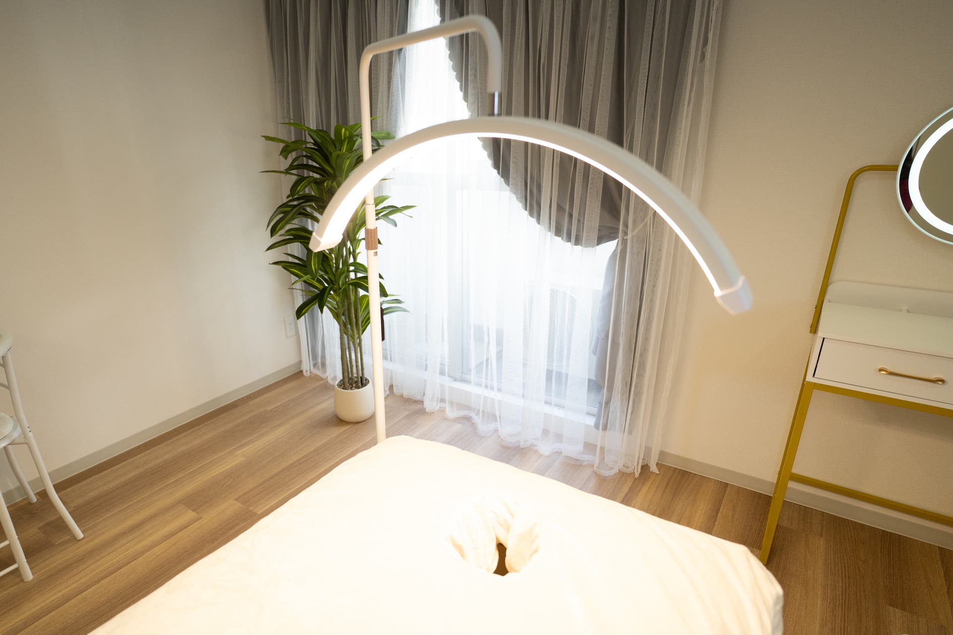 新規オープン✨栄地下から激近✨完全個室✨サロン内備品無料✨可燃ごみ捨て無料の写真16