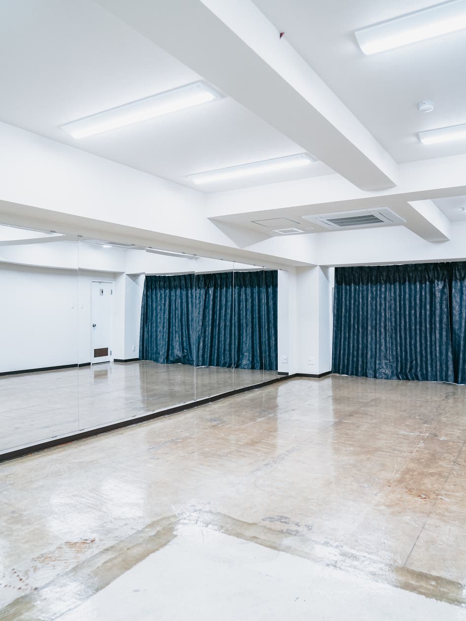 上前津駅から徒歩9　50㎡ 多目的レンタル 【ヨガ、ダンス、ピラティス】 【Dスペース】の写真1