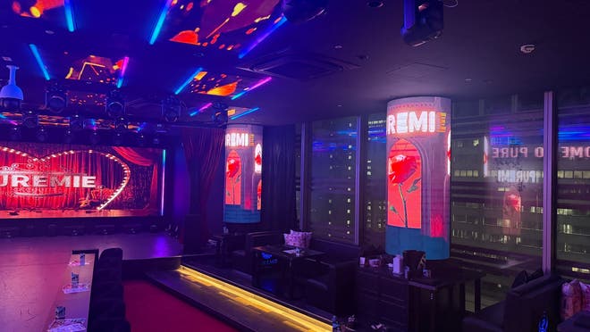 銀座・新橋エリアの大型ショークラブの写真1