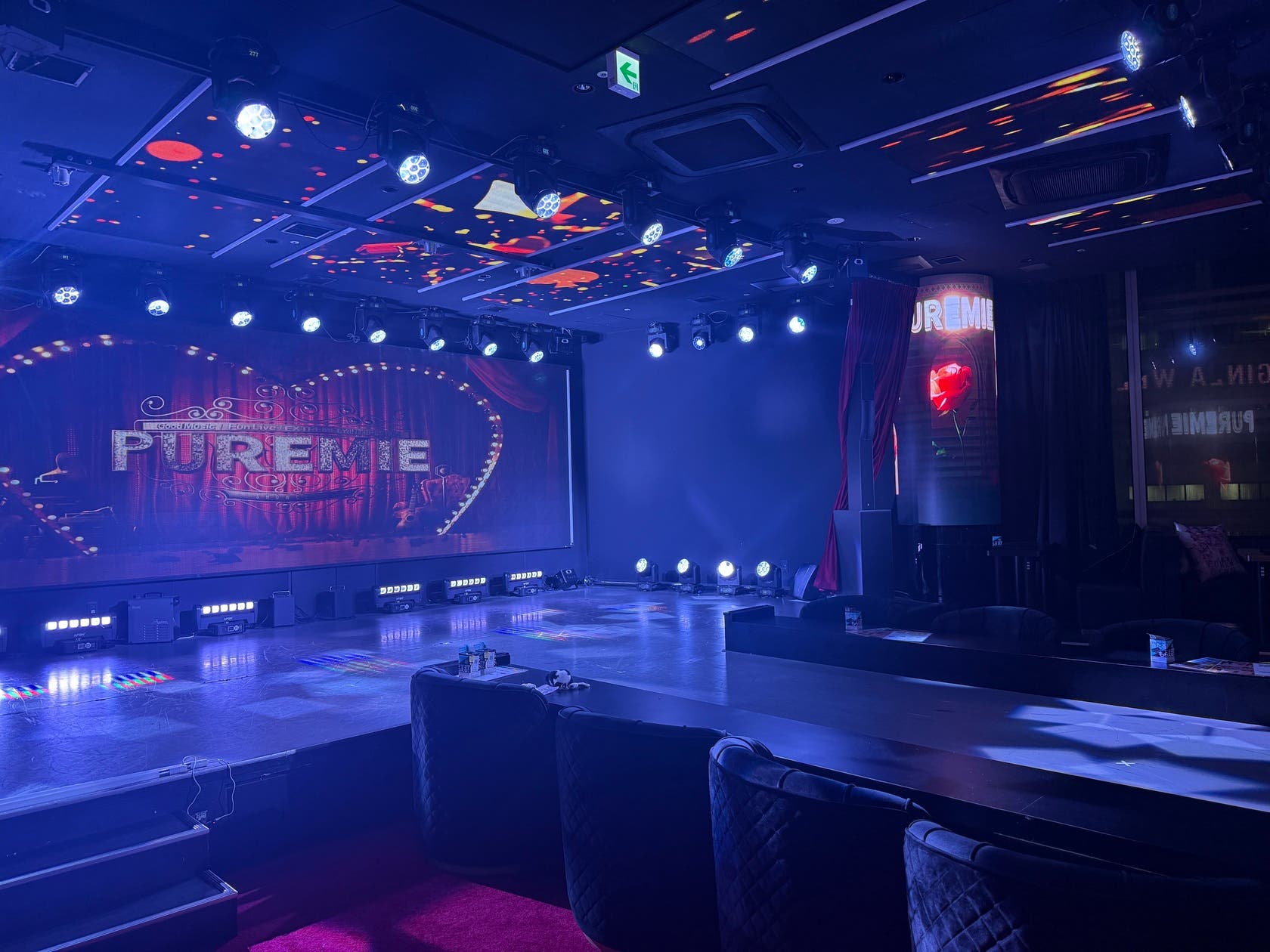 銀座・新橋エリアの大型ショークラブの写真4