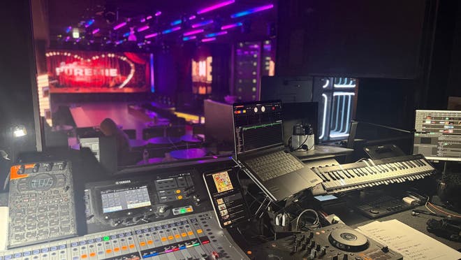 銀座・新橋エリアの大型ショークラブの写真17