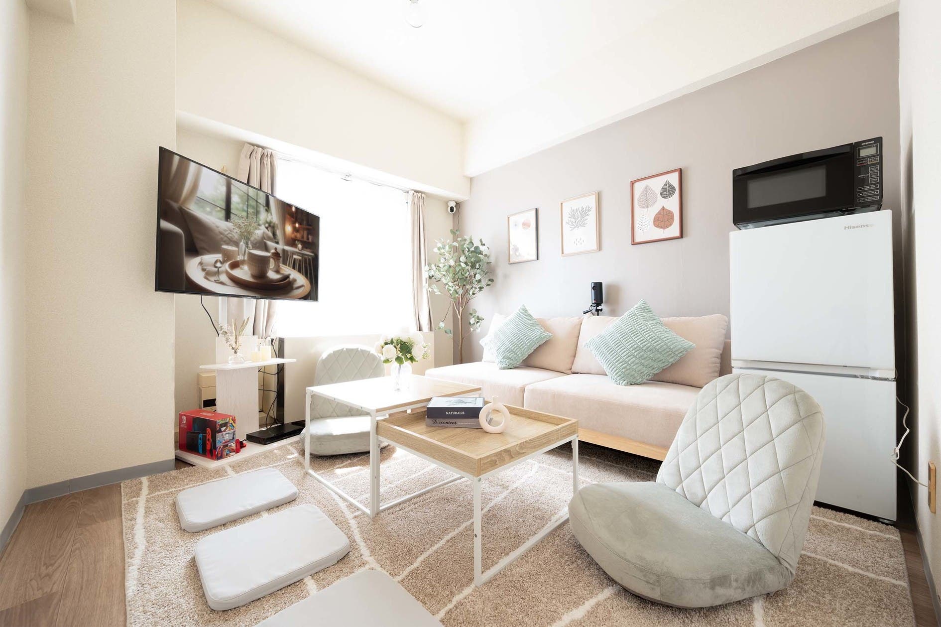 五反田駅近2分！大迫力120インチ画面＆ソファで映画・ゲーム三昧🎬💖カップルや少人数向けの貸切隠れ家エンタメスペースです🎮の写真1