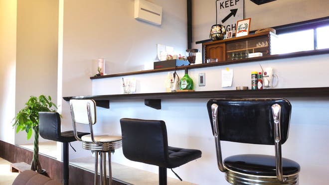 団体様歓迎!大部屋の和室とカフェ併設の1棟貸し切りゲストルームの写真2