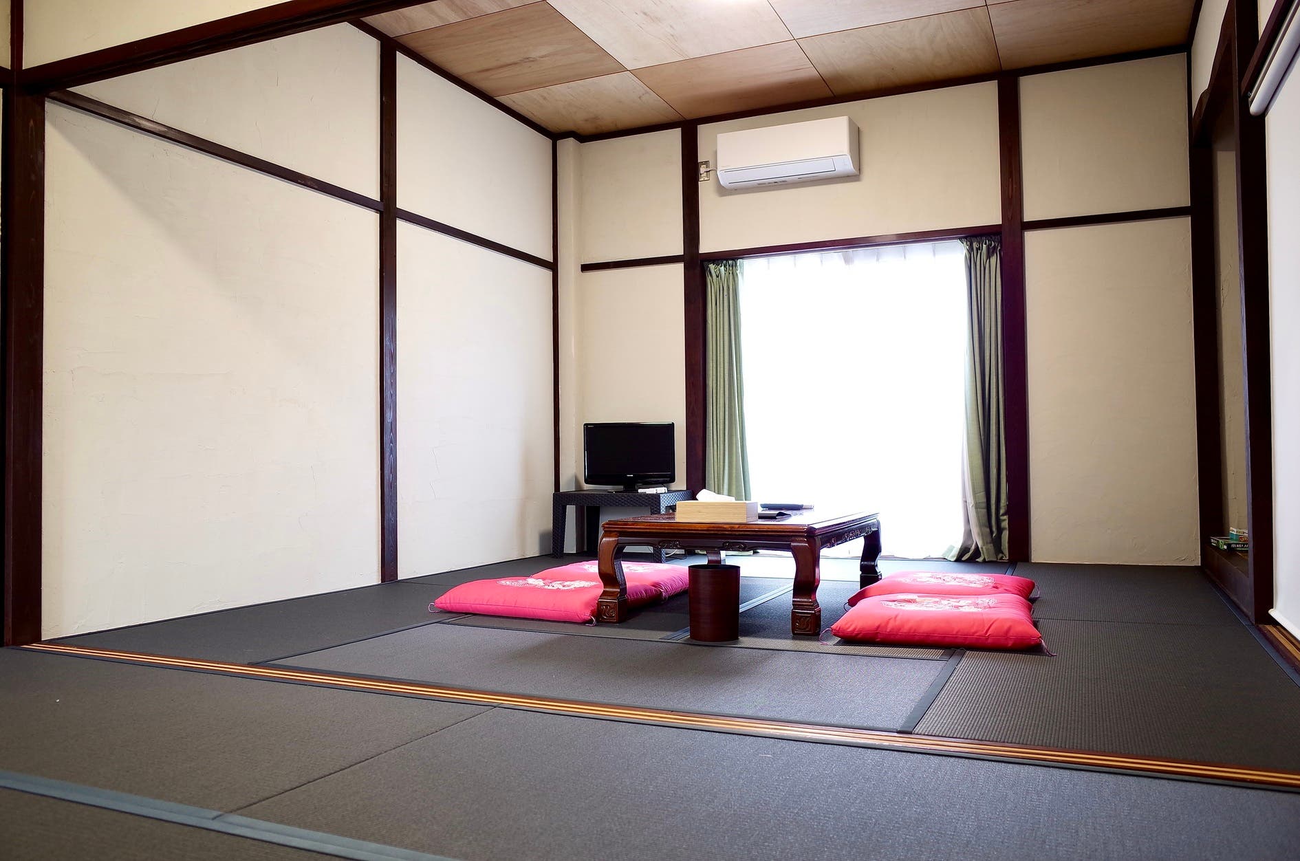 団体様歓迎！大部屋の和室とカフェ併設の1棟貸し切りゲストルームの写真23