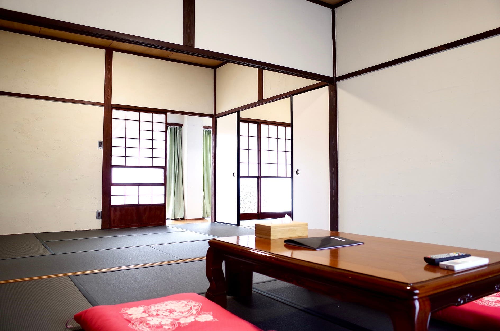 団体様歓迎！大部屋の和室とカフェ併設の1棟貸し切りゲストルームの写真24