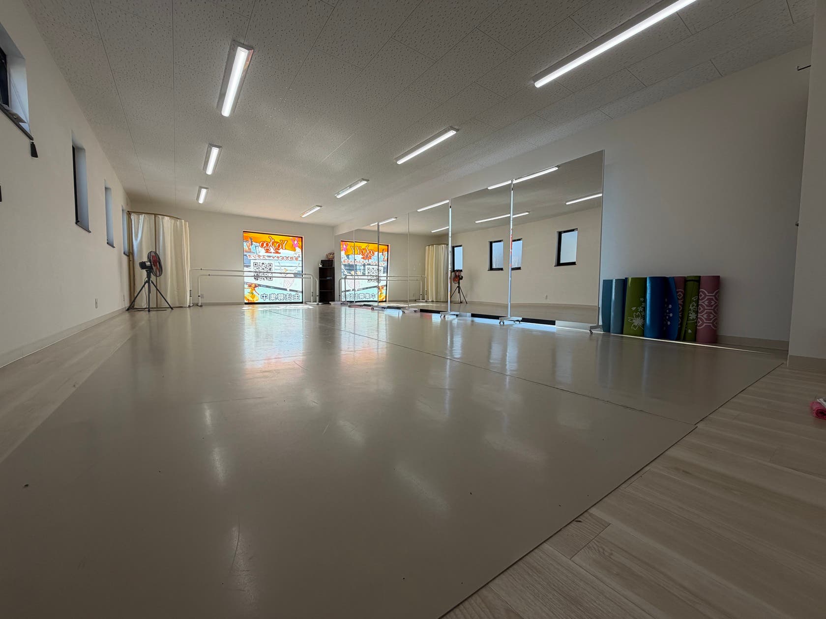 余戸駅から徒歩7分、バー・鏡・リノリウム完備の写真1