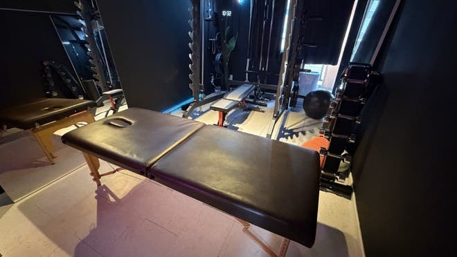 東新宿の隠れ家映えジム!大鏡・撮影ライト・三脚・化粧台完備!動画撮影・ダンス・自主トレに最適な貸切空間!の写真5