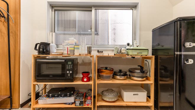 渋谷駅徒歩6分🚶♀️白×木目の大人おしゃれスぺース🌿女子会・推し活・誕生日会・映画鑑賞✨65型TV◎忘年会・クリスマス🎄の写真8