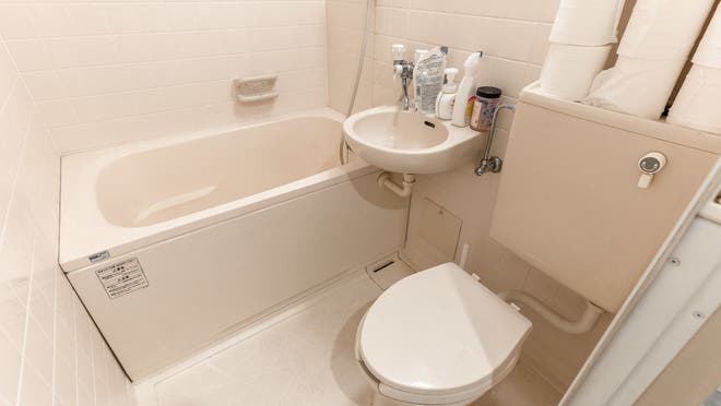 渋谷駅徒歩6分🚶♀️白×木目の大人おしゃれスぺース🌿女子会・推し活・誕生日会・映画鑑賞✨65型TV◎忘年会・クリスマス🎄の写真28