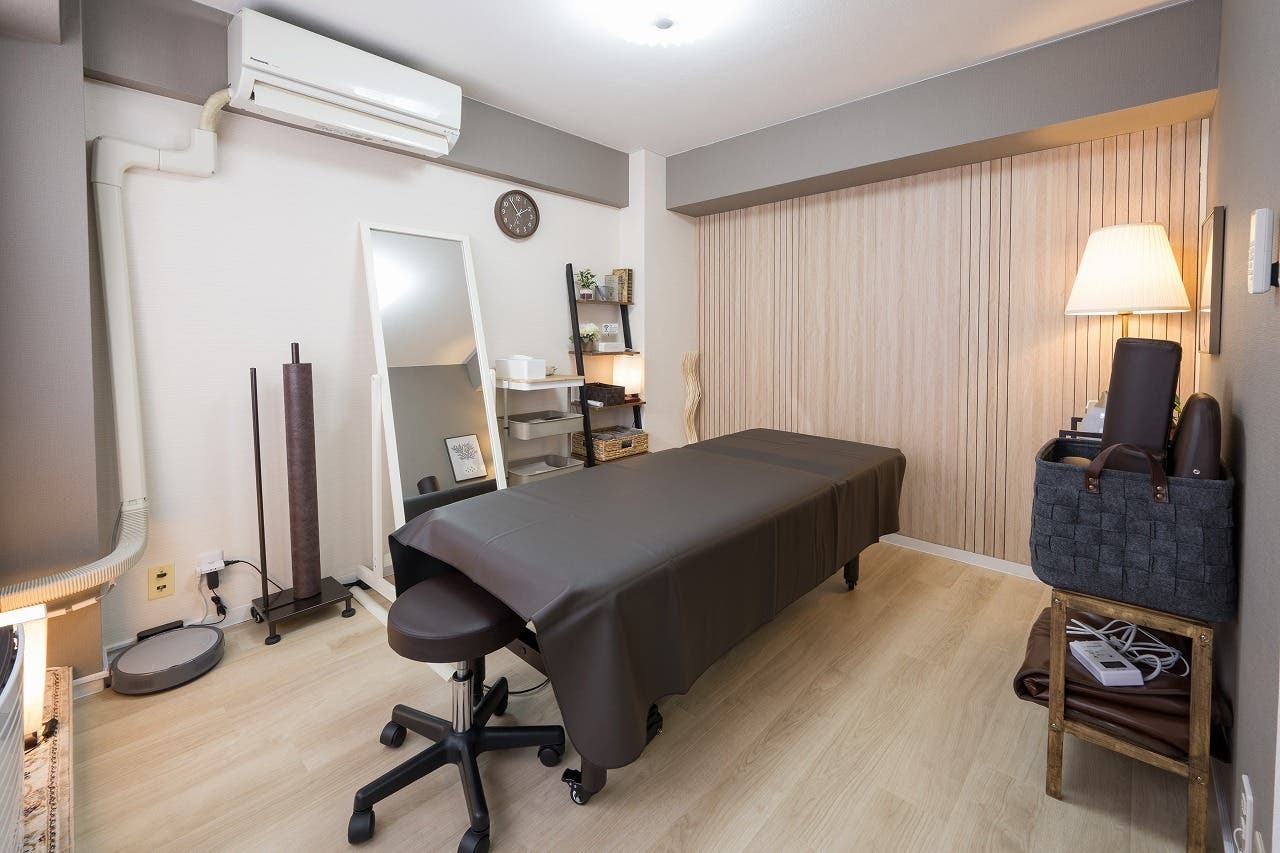【渋谷駅徒歩3分】電動ベッド装備の完全個室プライベートサロンNEW OPEN！の写真7