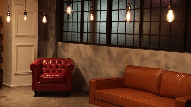 【ロビンスタジオ】 窓からの明るい自然光のあふれる空間 シャビーテイストを基調としたスタジオの写真11