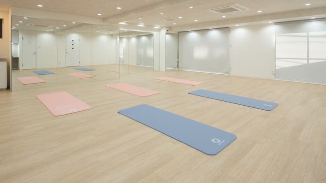 【期間限定価格】NEW OPEN!上野駅から5分♪尾久駅すぐ 一面鏡張り70㎡多目的スペース 会議/ヨガ/ダンススタジオ/撮影の写真2