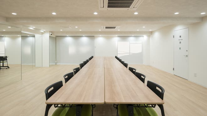 【期間限定価格】NEW OPEN!上野駅から5分♪尾久駅すぐ 一面鏡張り70㎡多目的スペース 会議/ヨガ/ダンススタジオ/撮影の写真5