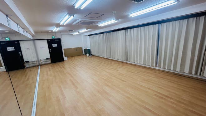 40㎡【東部練馬駅徒歩1分】 ダンス/演劇/会議【特大鏡: 幅 約7.2m x 高さ1.8m】、更衣室有の写真1