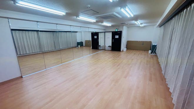 40㎡【東部練馬駅徒歩1分】 ダンス/演劇/会議【特大鏡: 幅 約7.2m x 高さ1.8m】、更衣室有の写真3