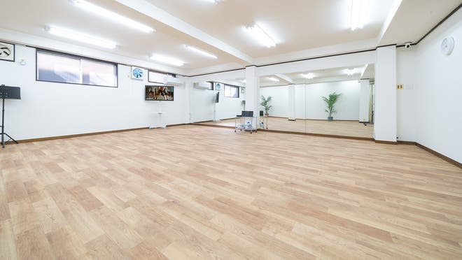 NEW❗️エリア最安&最大級55㎡✨ダンス・撮影・配信・武道OK|方南町4分|15名利用可|個人練から教室運営までの写真5