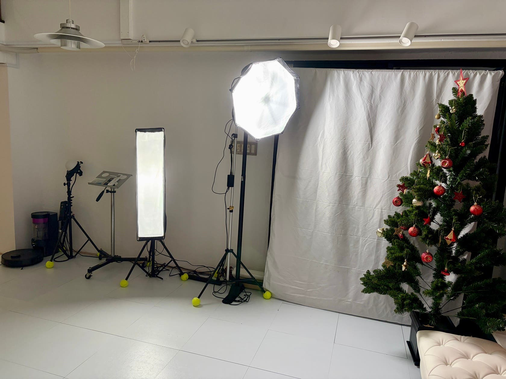 【栄から徒歩圏内】1時間からOK/商用利用可/撮影/コスプレ/配信/本格撮影スタジオ【新栄フォトスタジオ】の写真10