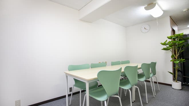東中野駅30秒サロン可【即予約可・高速度WiFi・除菌完備】各種教室、会議、商談、面接、研修、ボードゲーム等に最適な個室スペースの写真3