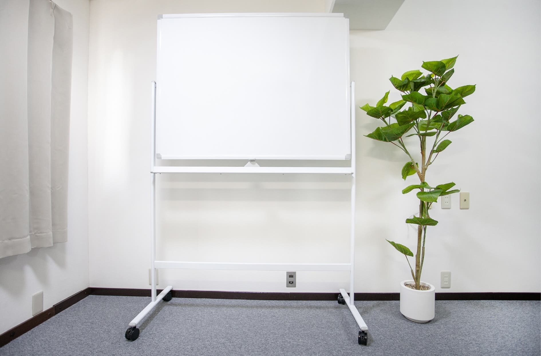 東中野駅30秒サロン可【即予約可・高速度WiFi・除菌完備】各種教室、会議、商談、面接、研修、ボードゲーム等に最適な個室スペースの写真19