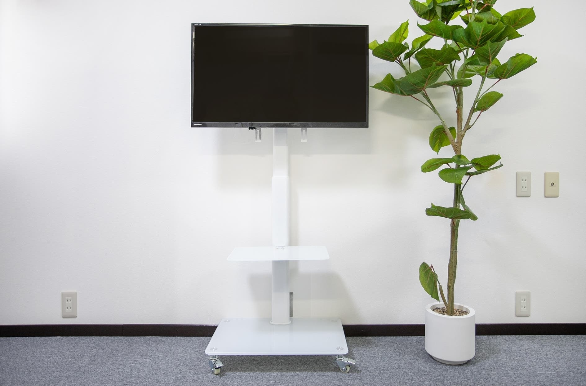 東中野駅30秒サロン可【即予約可・高速度WiFi・除菌完備】各種教室、会議、商談、面接、研修、ボードゲーム等に最適な個室スペースの写真20