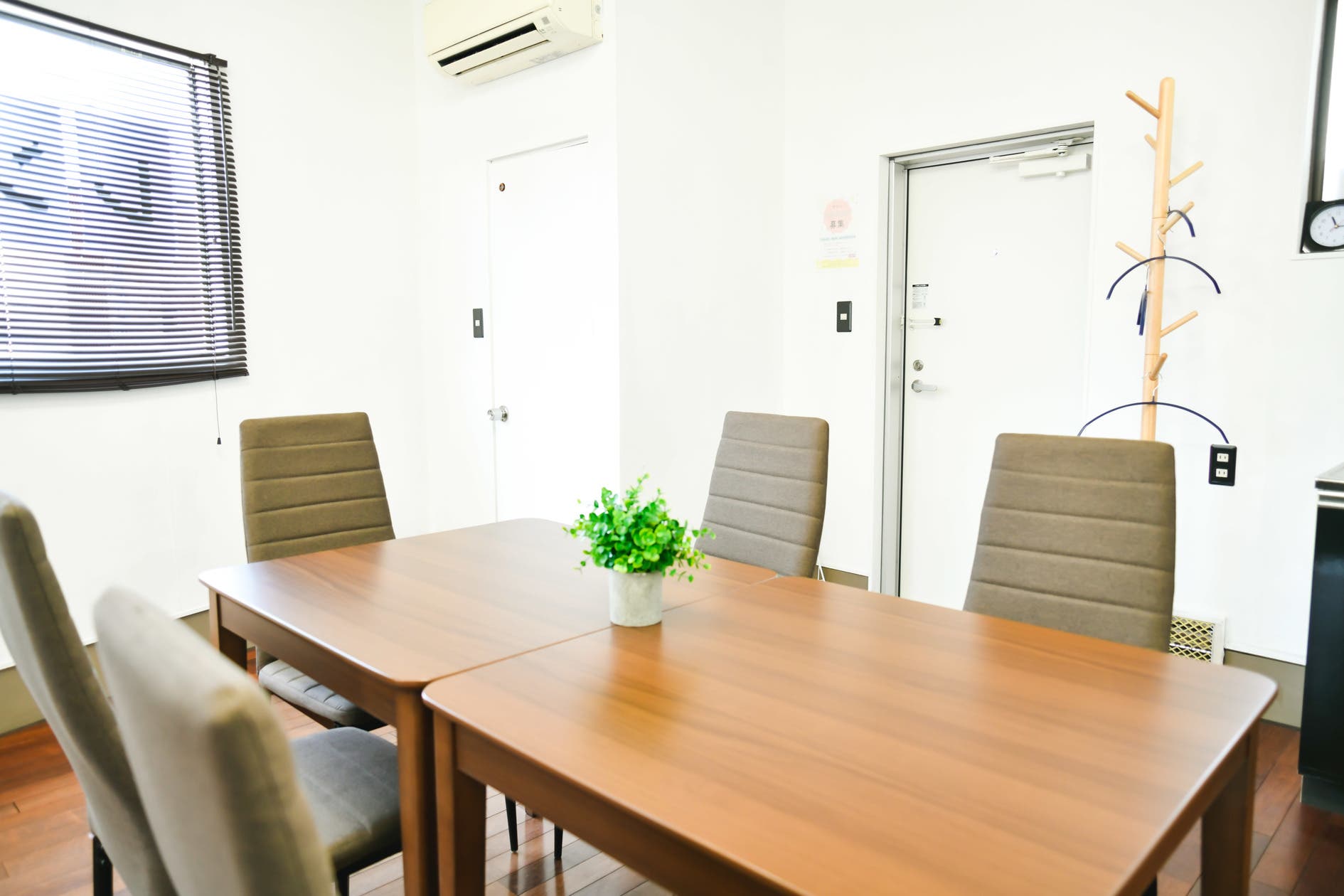 大和駅北口3分 複合スペース　24時間いつでも利用できるサロン/会議室（5名まで利用可）整体/マッサージ/打ち合わせ/商談/会議の写真4