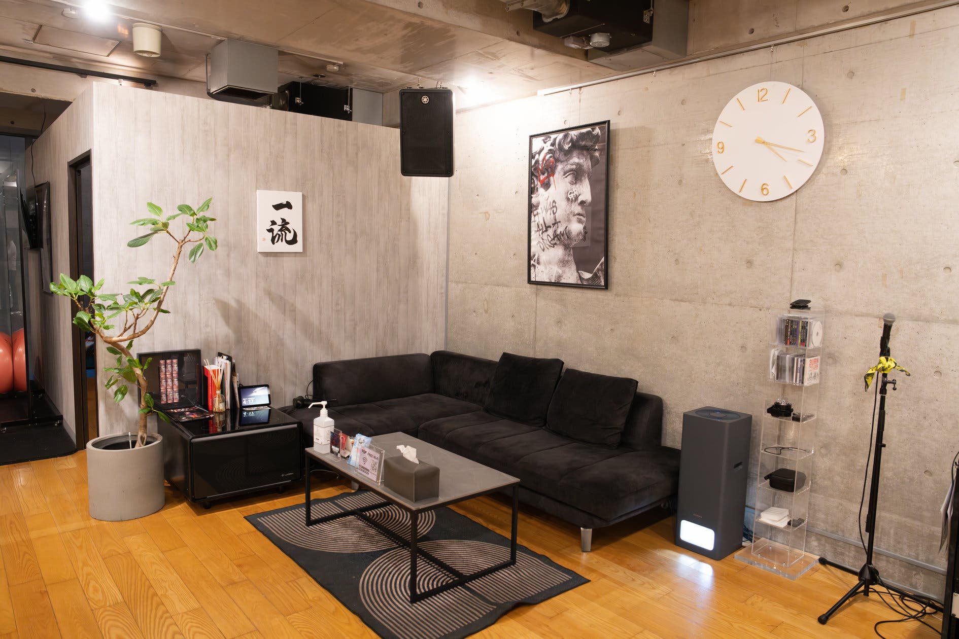 日曜、祝日、ダンスをはじめとする、レッスン、イベント、会議などにご利用いただけますの写真4