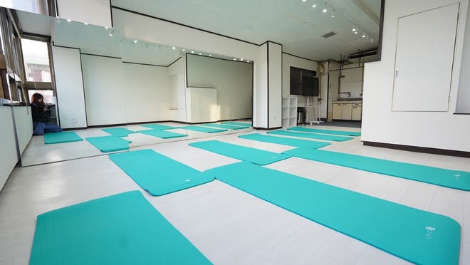 自然光たっぷり開放的なスタジオの写真3