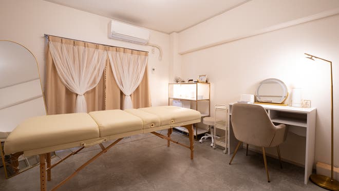 【石川町駅1分✨】上品で居心地のいい多用途レンタルサロン|セラピスト・ネイリスト・講師・お茶会など開業応援|1日貸もOK🌟の写真4