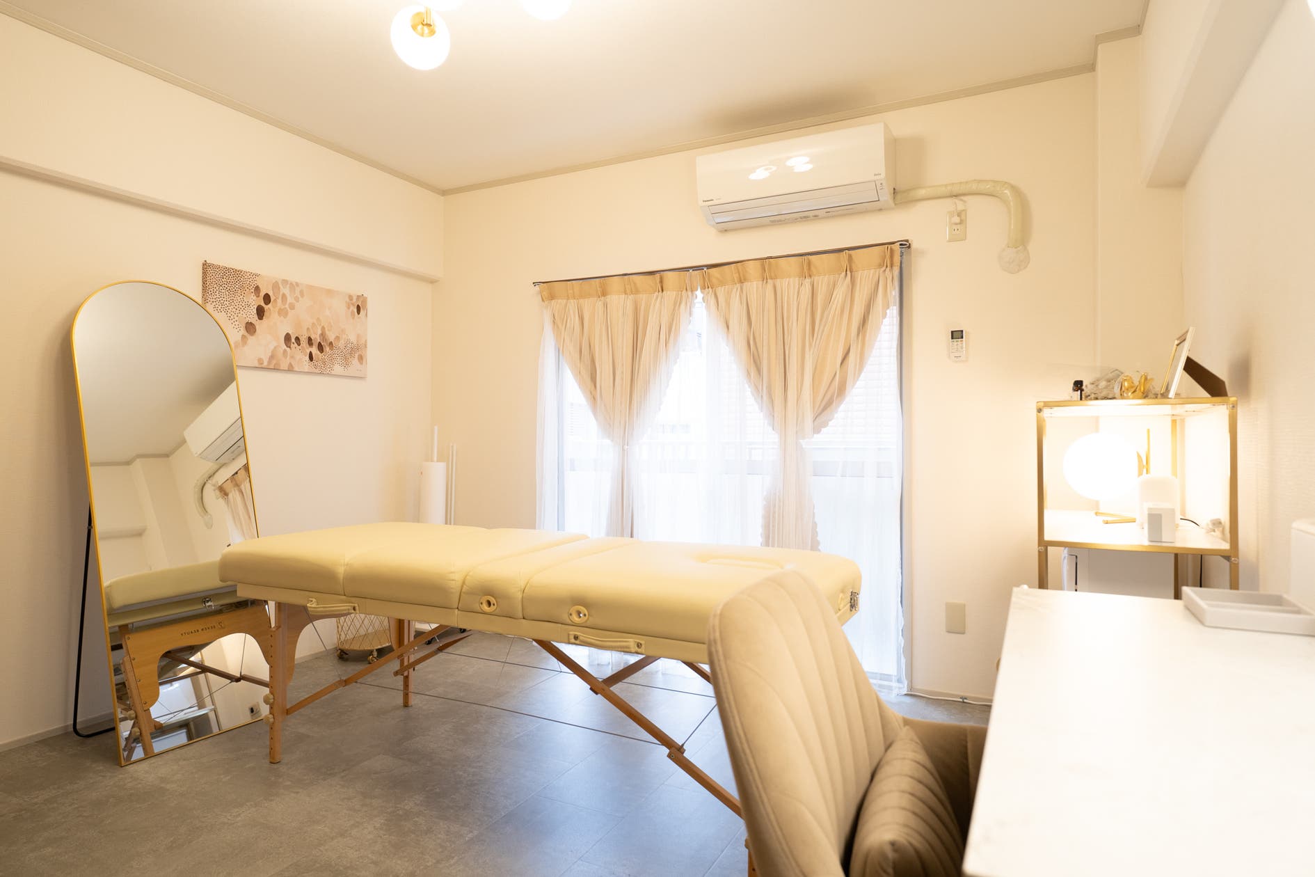 【石川町駅1分✨】上品で居心地のいい多用途レンタルサロン｜セラピスト・ネイリスト・講師・お茶会など開業応援｜1日貸もOK🌟の写真2