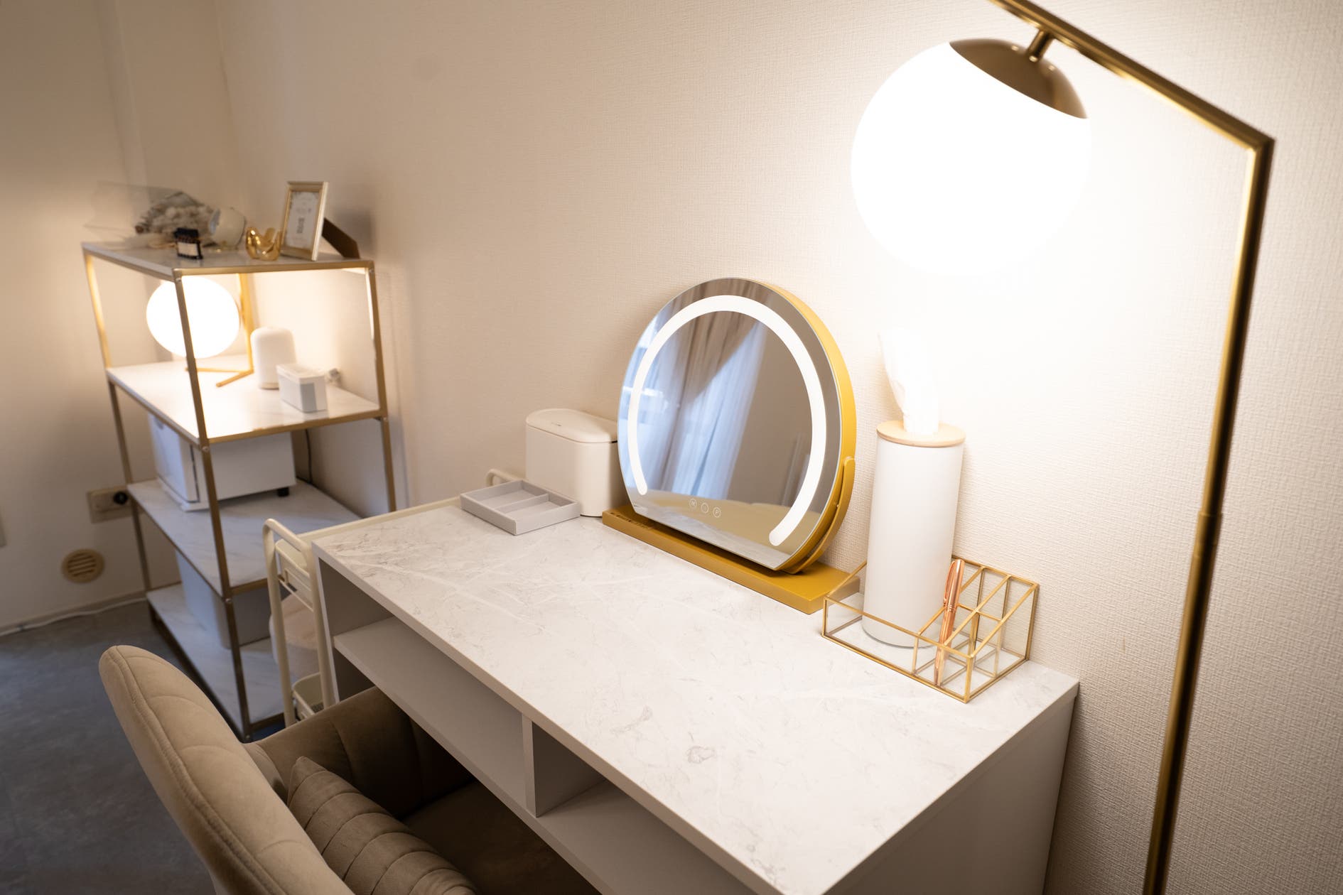 【石川町駅1分✨】上品で居心地のいい多用途レンタルサロン｜セラピスト・ネイリスト・講師・お茶会など開業応援｜1日貸もOK🌟の写真6