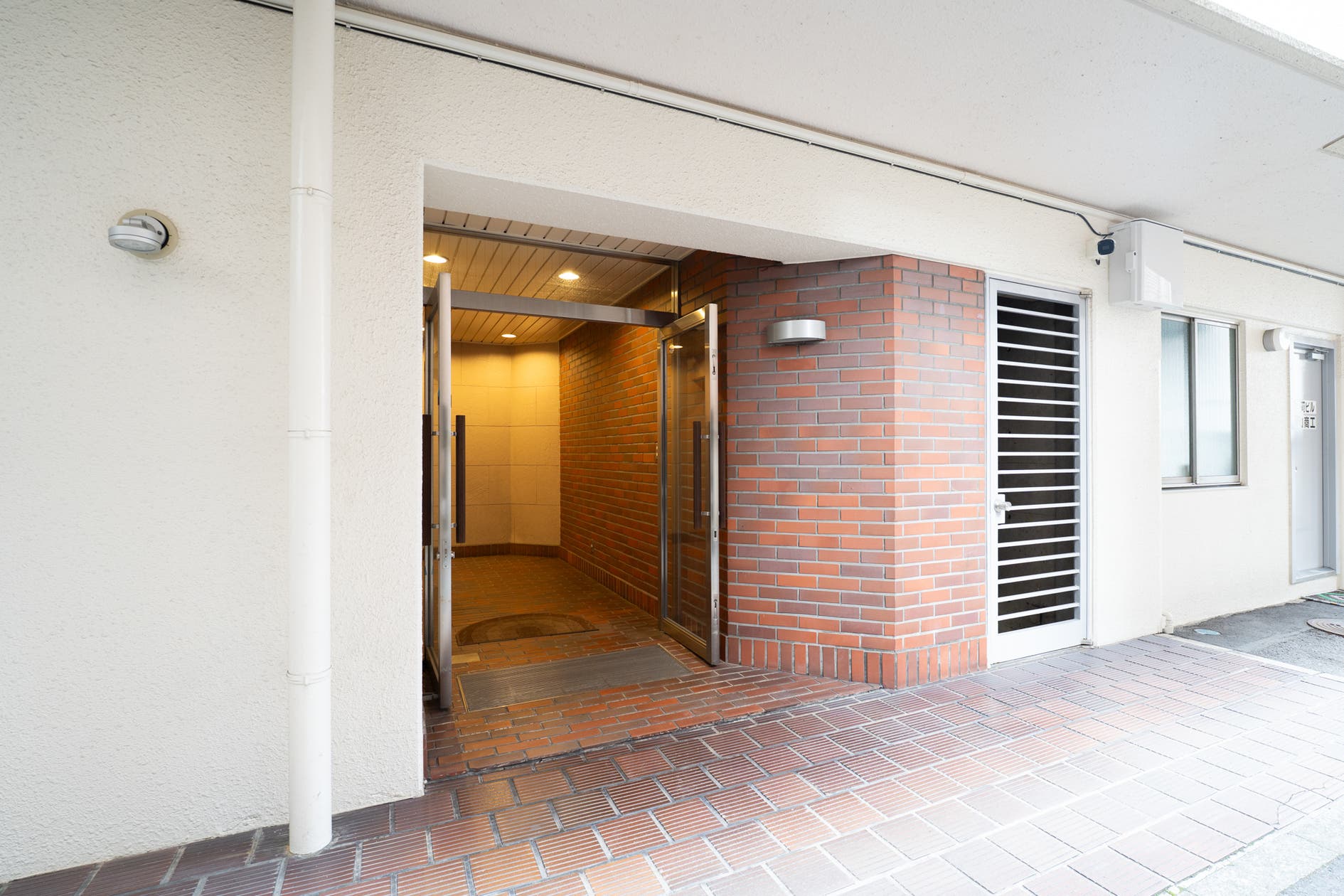 【石川町駅1分✨】上品で居心地のいい多用途レンタルサロン｜セラピスト・ネイリスト・講師・お茶会など開業応援｜1日貸もOK🌟の写真14