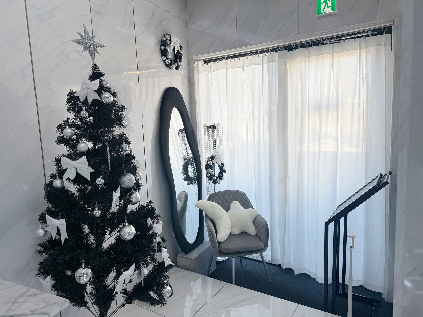 【表参道・原宿カフェ】大理石×ホワイトの映えカフェ♩カフェイベント／トークイベント／オフ会／撮影／展示／打ち上げの写真4