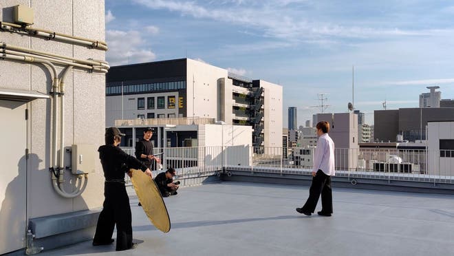 大阪・梅田周辺の高層ビル群をバックにした都会的なシーン撮影に最適なロケーション!の写真30