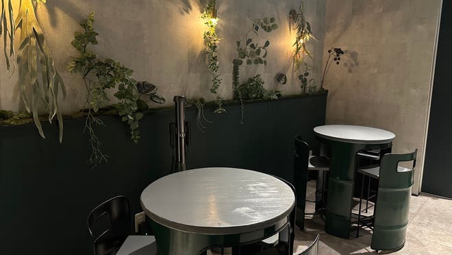 【神泉駅7分/渋谷駅12分の好立地!圧倒的おしゃれ空間】バー・カフェ向きスペースの写真1