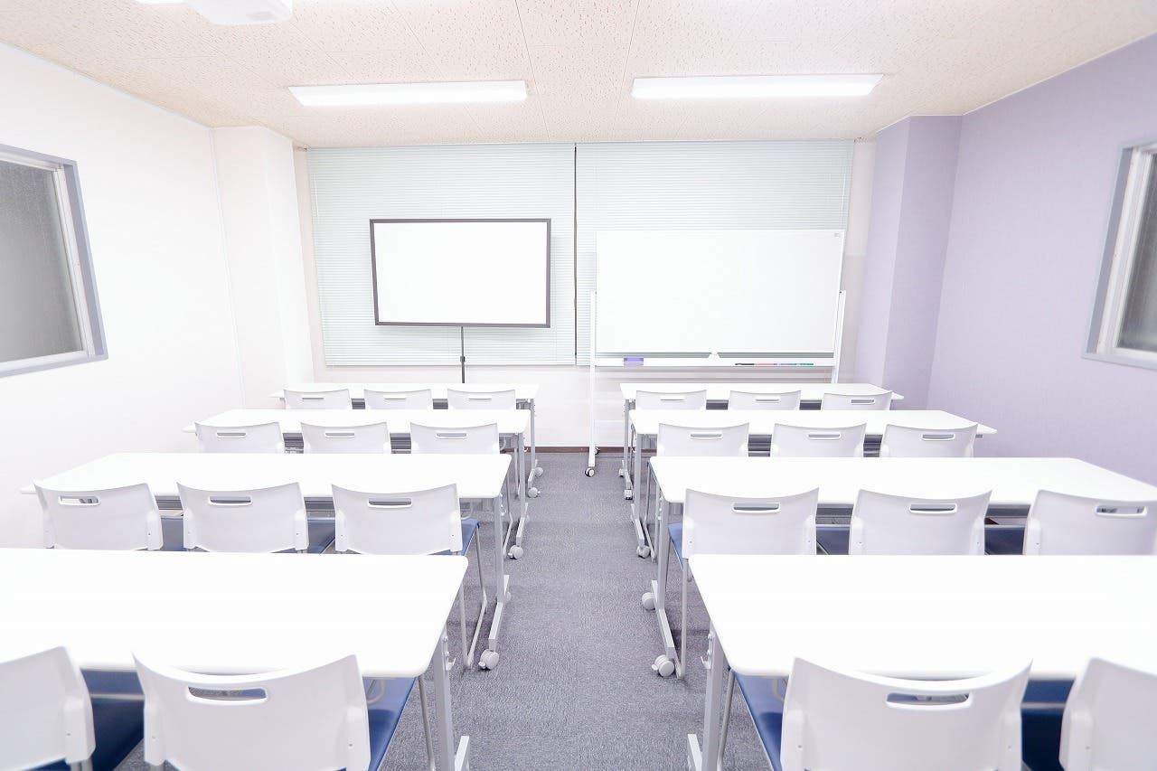 【新宿西口徒歩1分#オフィスビル！同規模でダントツ最安！！】2019/12/21OPEN！24名利用可！オフィスビルで土足利用可の写真1