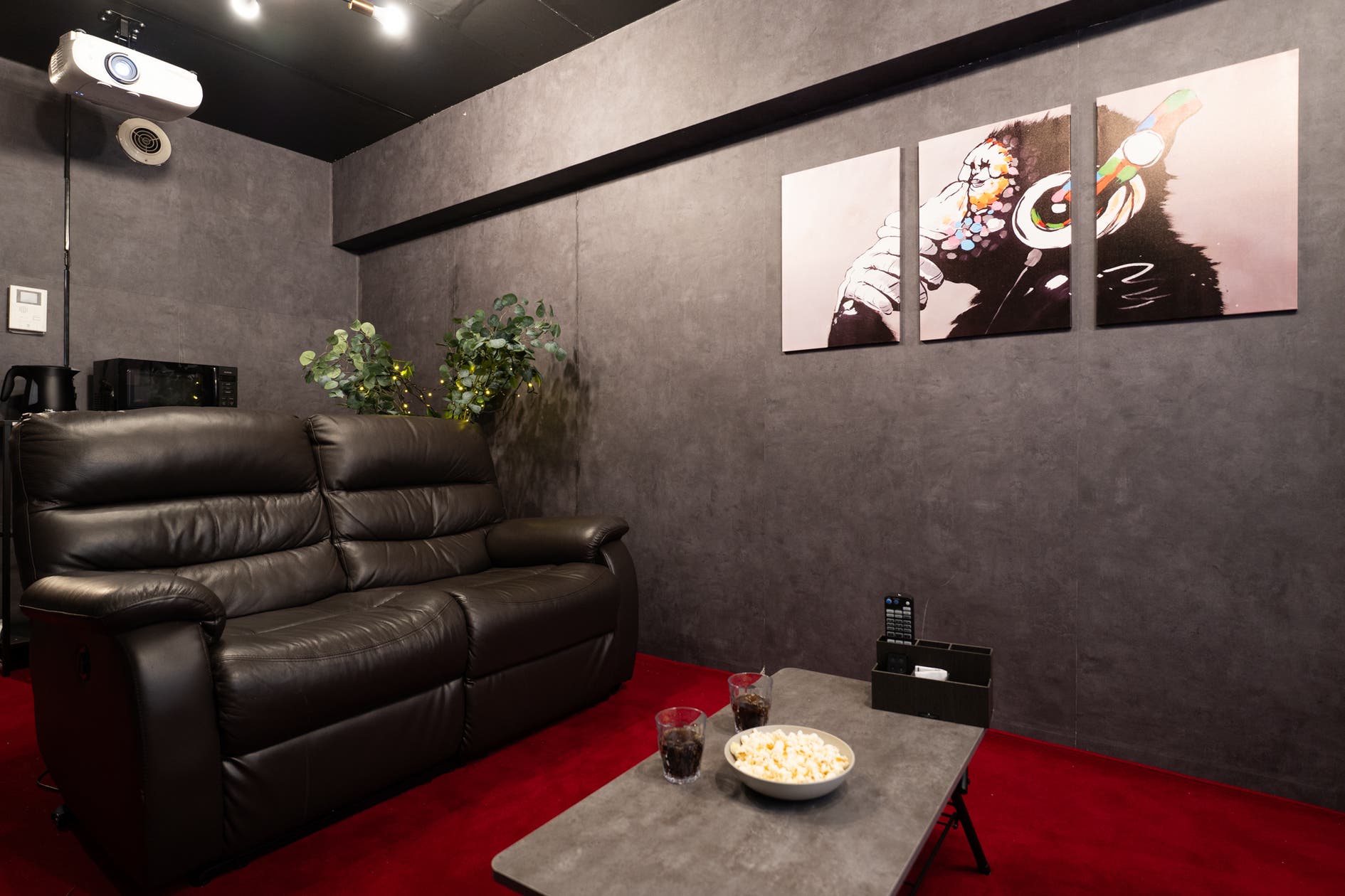 🆕オープン❣️新宿駅徒歩1分🚶‍♀️映画鑑賞🎥クリスマス🎄忘年会・新年会🎊デート💓CINEMA_REEL新宿の写真4