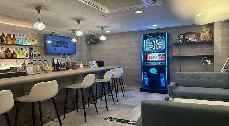 1h2000円で貸切【BAR貸切】大阪ミナミ　心斎橋店★【持ち込み自由】【カラオケあり】【ダーツあり】