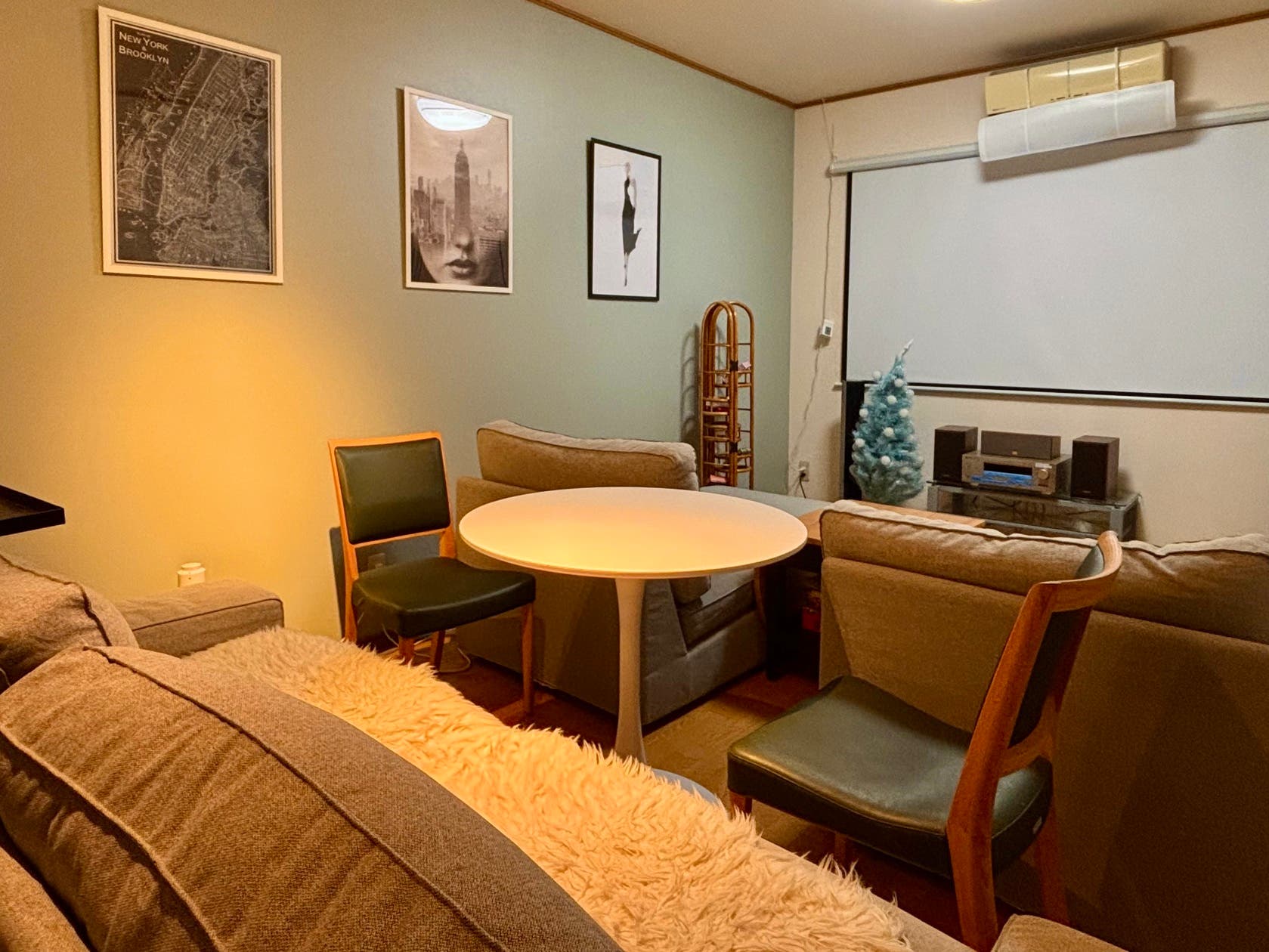 🎬⛄冬休み先取り半額キャンペーン🎄✨駅3分🎬ボドゲ🎲距離が縮まる魔法シアター✨寝ころびソファ📺毎日清掃の写真1