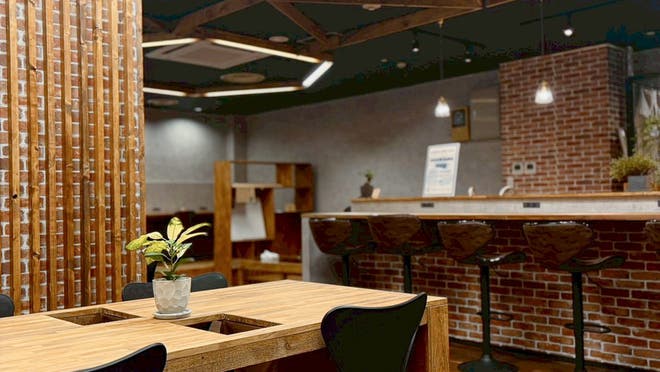 【立席最大40名、着席30名利用可】プロジェクター、スクリーン、WI-FI完備■小規模の会議や交流会、撮影に!の写真13