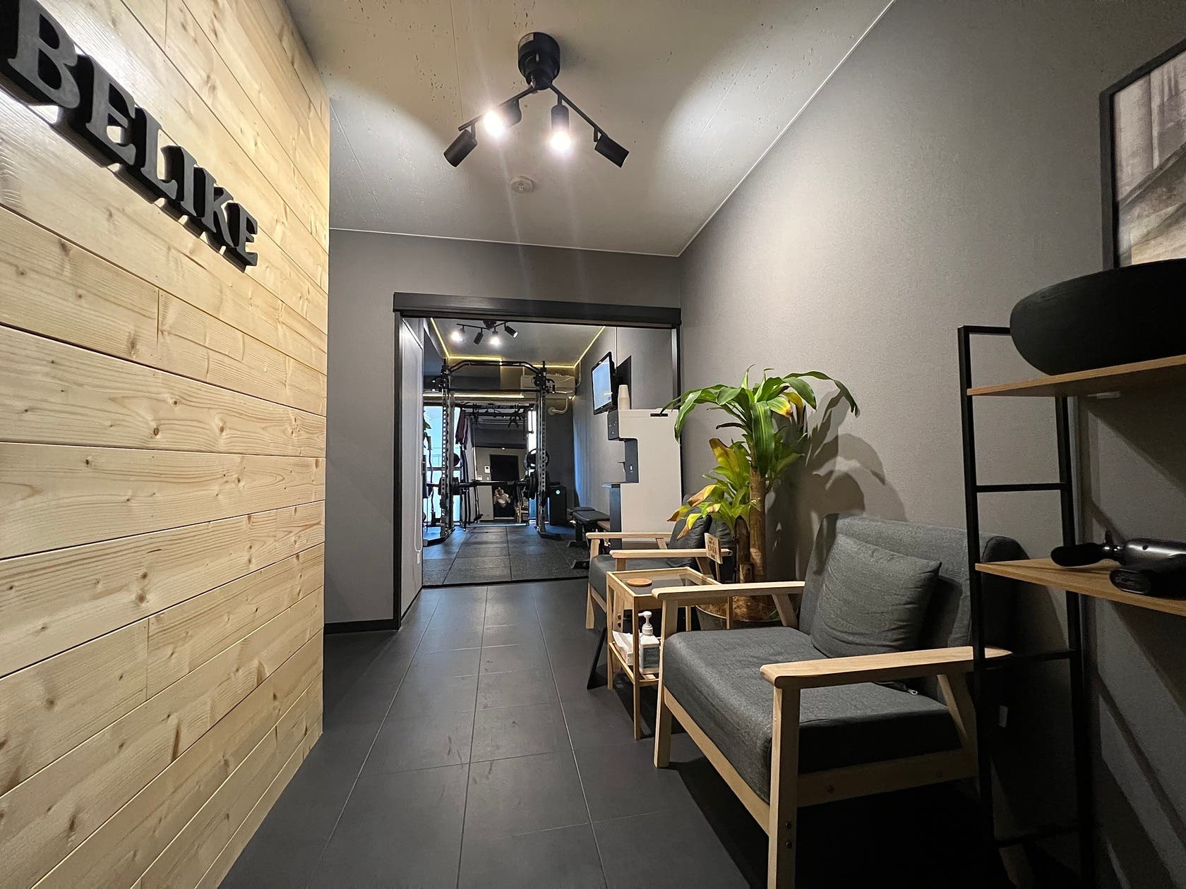 たまプラーザ駅徒歩5分‼️ 地域最安値🎉駅近レンタルジム&サロンの写真3