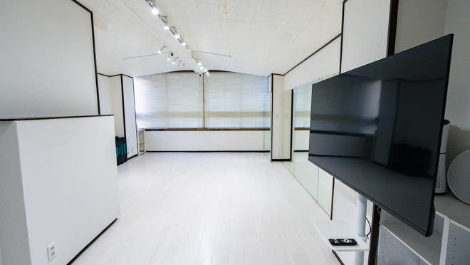 自然光たっぷり開放的なスタジオの写真3