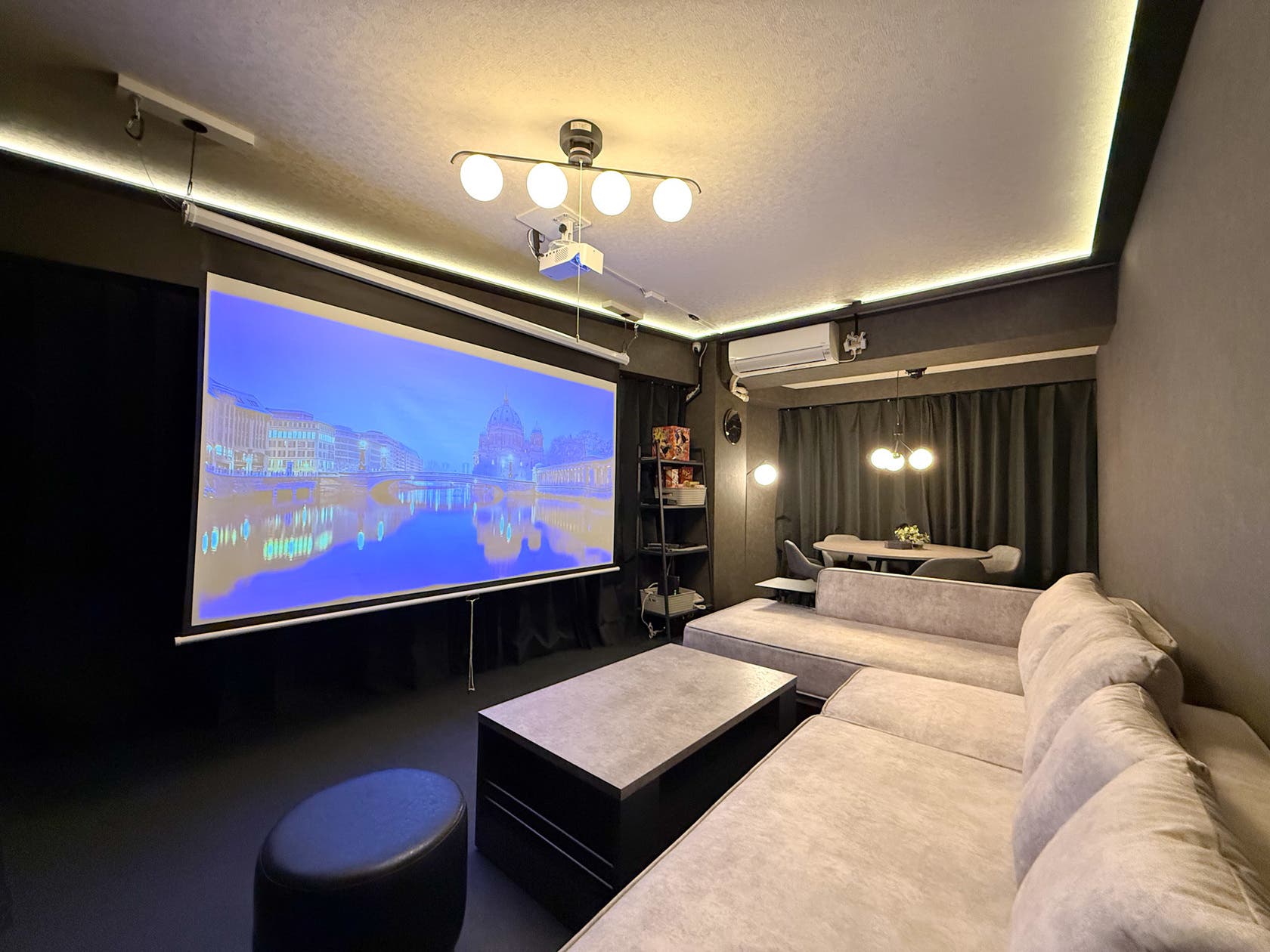 12月リニューアルOPEN💡100㌅大型スクリーン🎥｜渋谷駅４分🚶｜24h｜当日予約OK｜DVDプレーヤーあり_398の写真5