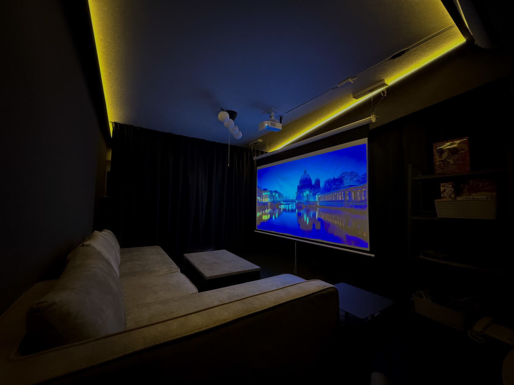 12月リニューアルOPEN💡100㌅大型スクリーン🎥｜渋谷駅４分🚶｜24h｜当日予約OK｜DVDプレーヤーあり_398の写真10