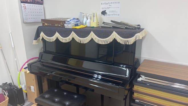 JR北浦和駅東口徒歩5分のアップライトピアノの練習室・2階(エレベーターはありません)の写真1