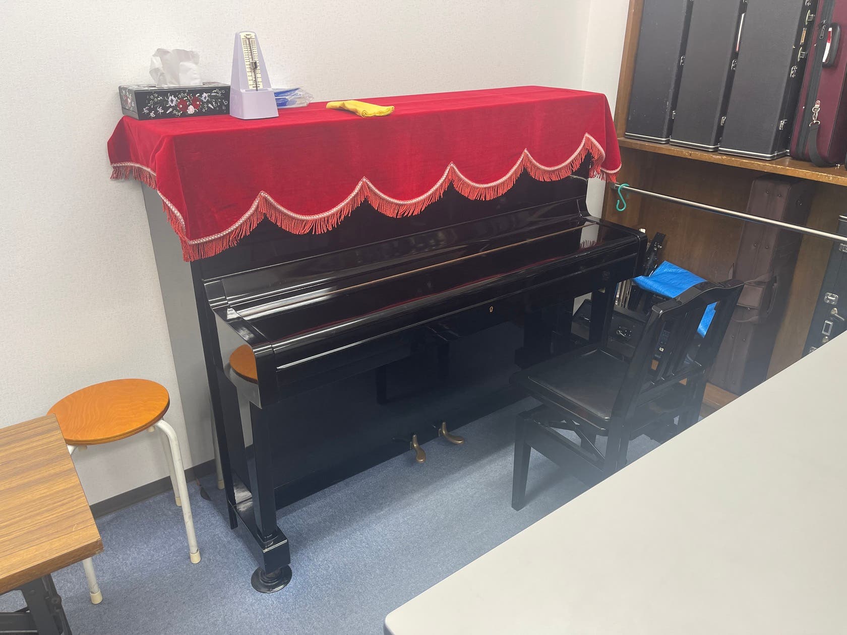 JR北浦和駅東口徒歩５分のアップライピアノの練習室・1階の写真1