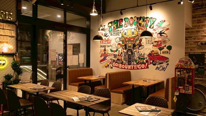 武蔵浦和徒歩1分!バーガーダイナーを貸切!の写真1